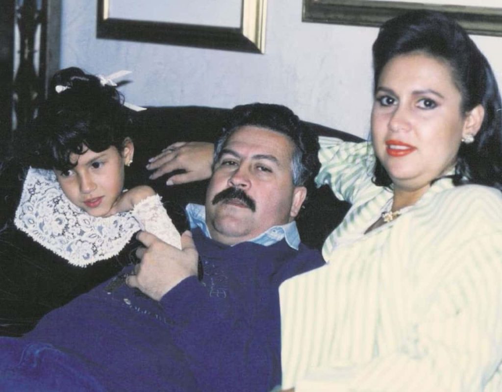 Μανουέλα Εσκομπάρ: Από Πριγκίπισσα...διωκώμενη! - Manday.gr